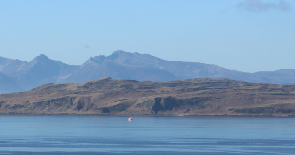 The Best Walking Routes on the Isle of Cumbrae 🥾